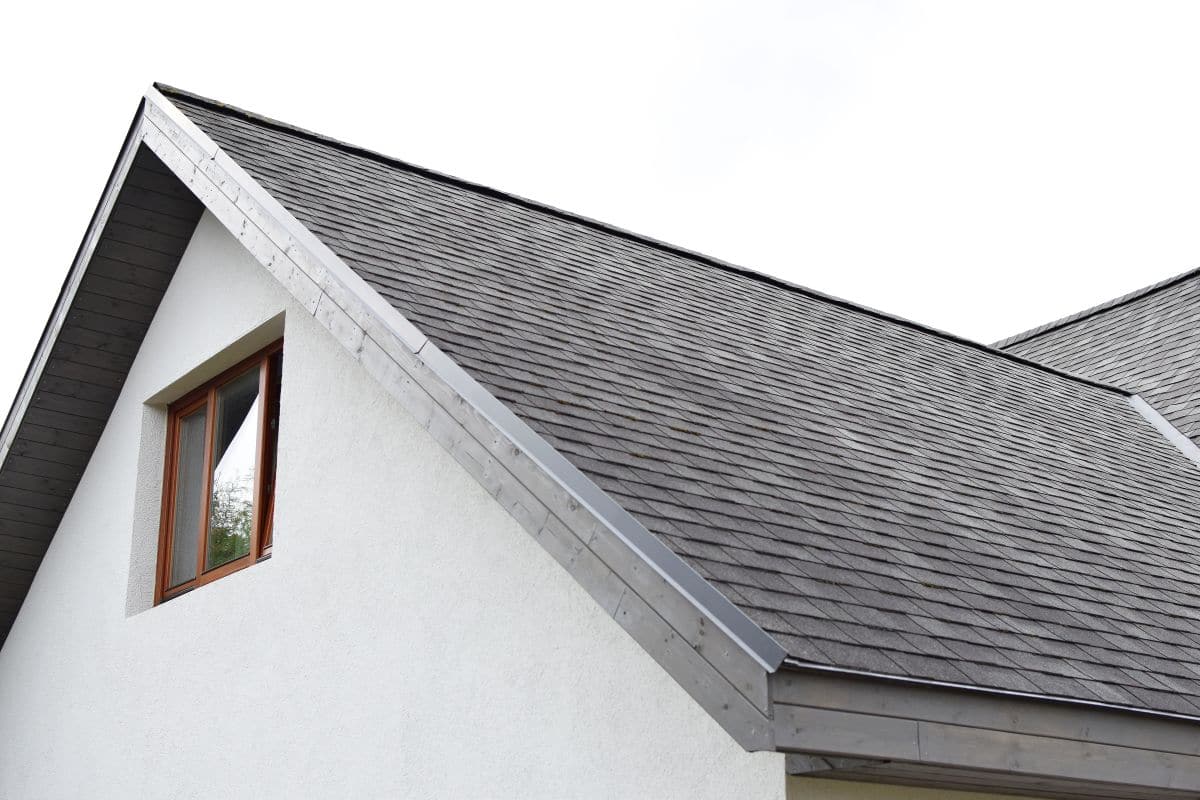 Eves On A House: 4 Benefits, Types And Installation Tips