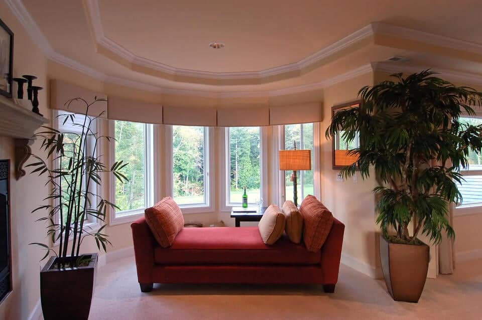 Bow Window Vs Bay Window: What's The Difference?