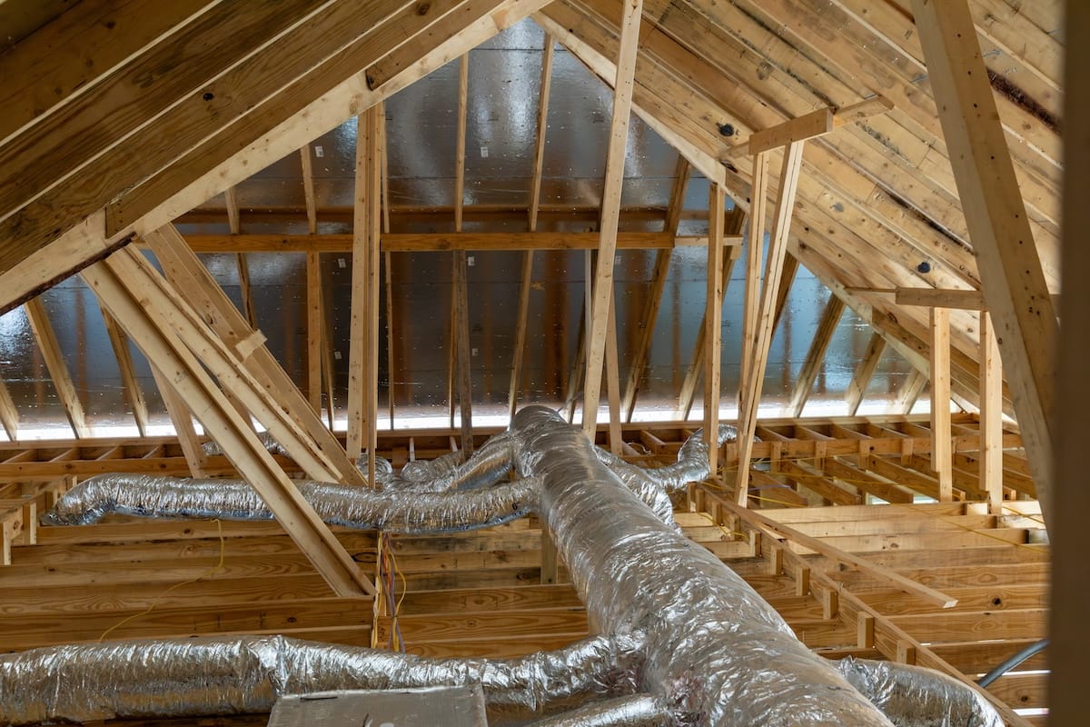How To Insulate An Attic Roof Rafters (6 Key Steps)