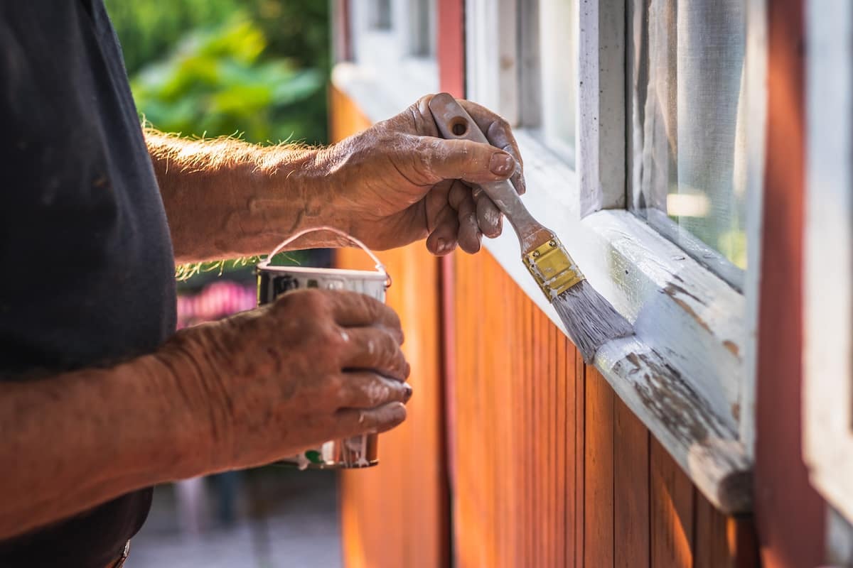 How To Paint Wood Siding For A Long-Lasting Finish?