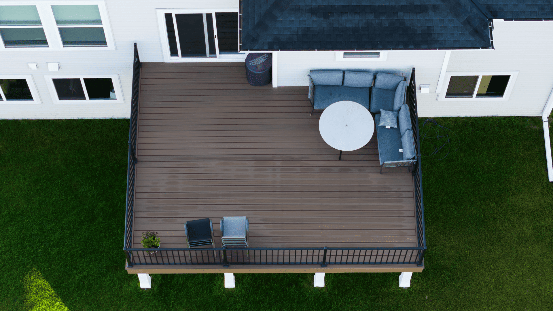 Toasted Sand Trex Deck | Voyager Exteriors