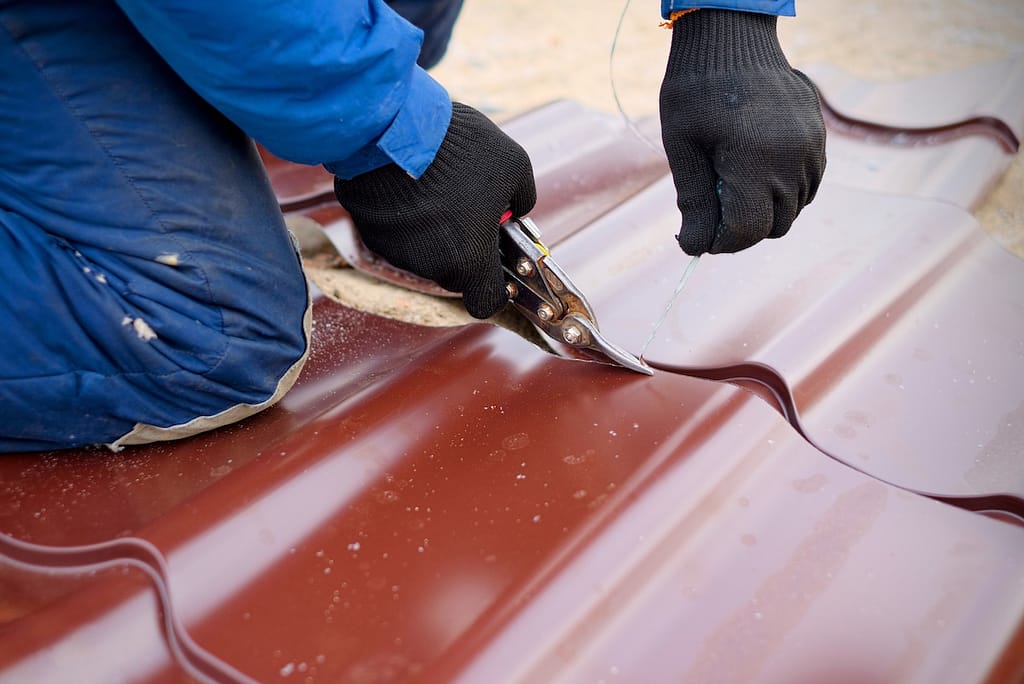 How To Cut Metal Roofing In 6 Steps? (Expert Tips)