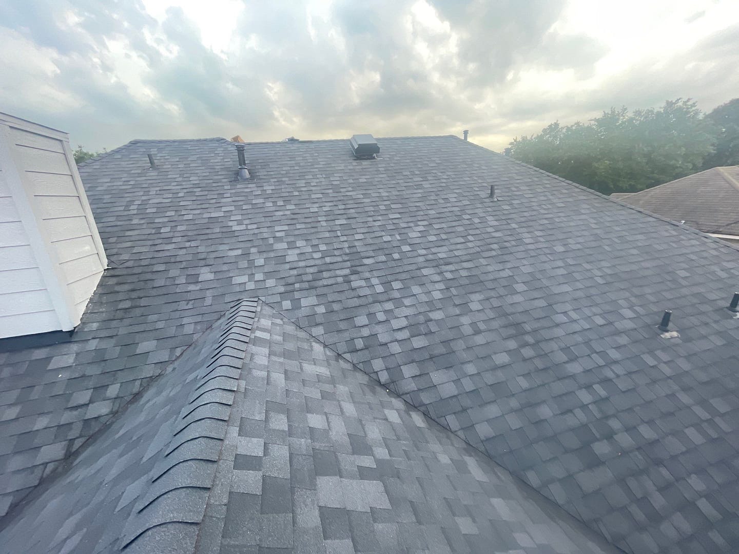 Architectural Shingles vs. 3-Tab Shingles - Durability, Cost, Aesthetics Compared - Roofing ...