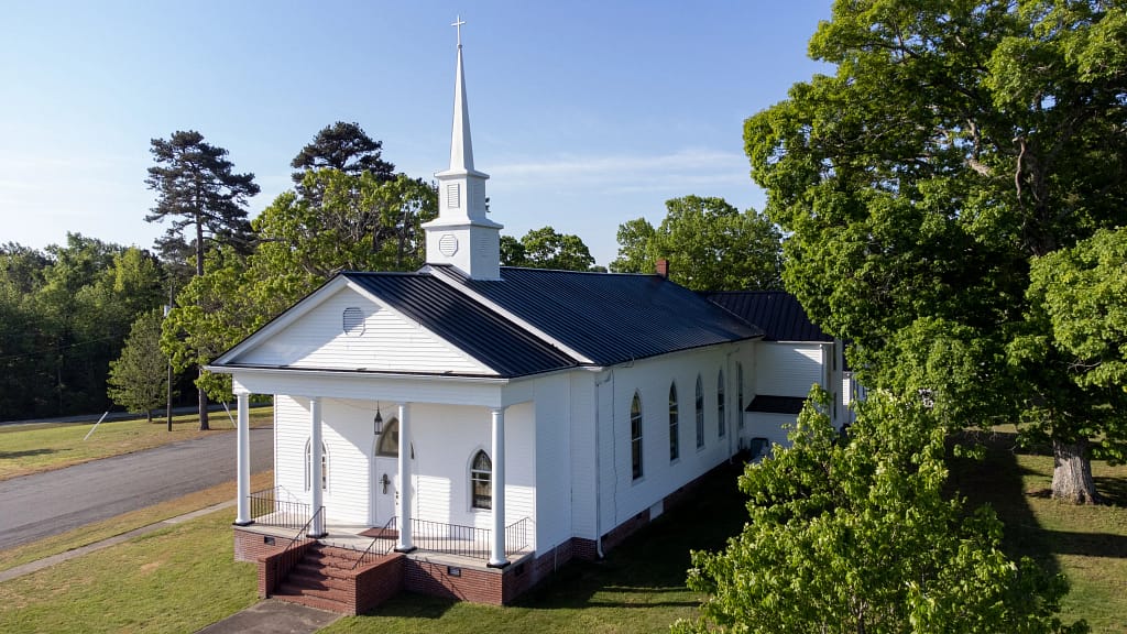 Bracey's Most-Referred Commercial Roofing Company