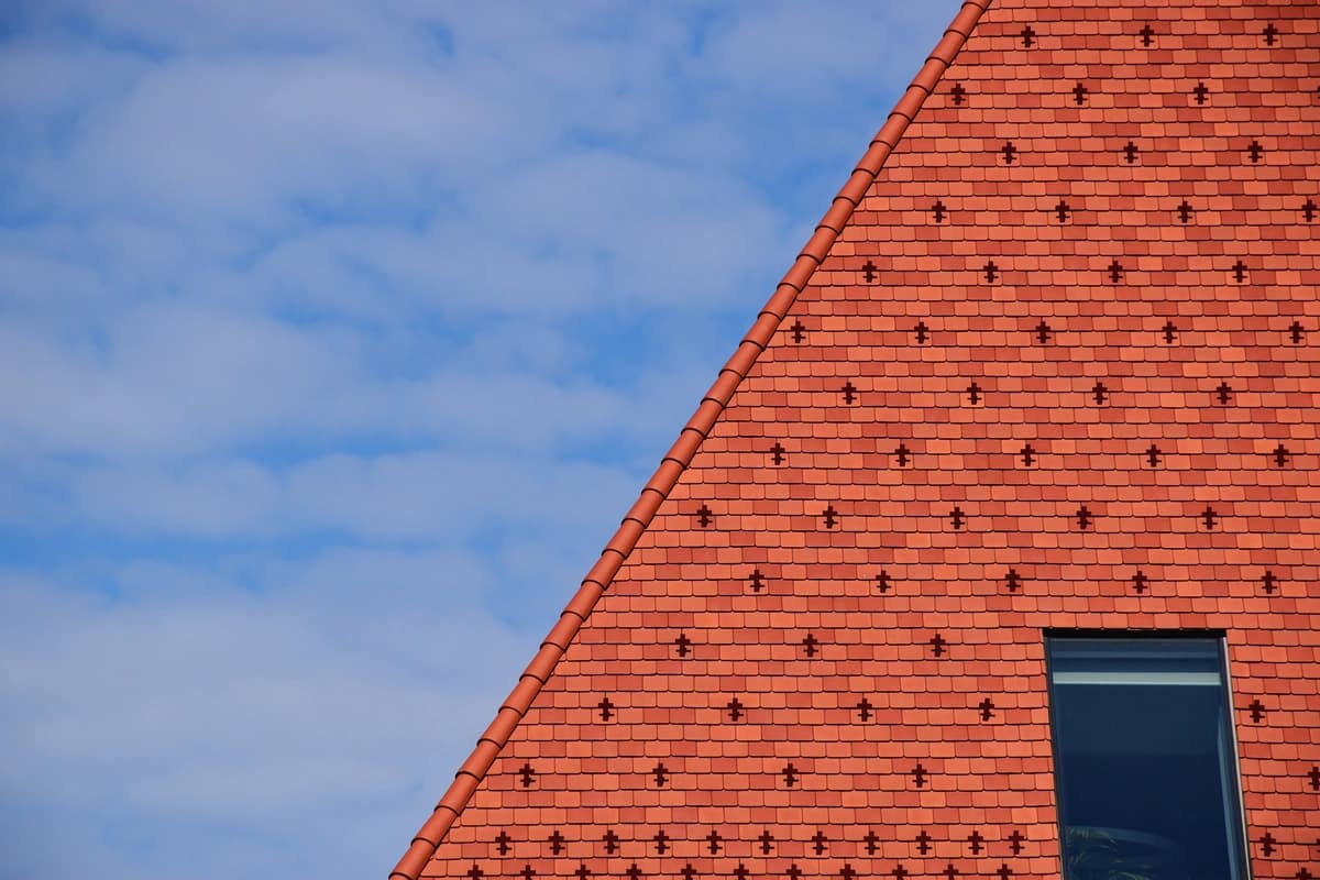 What To Know About Steep Roofs & How To Work On Them