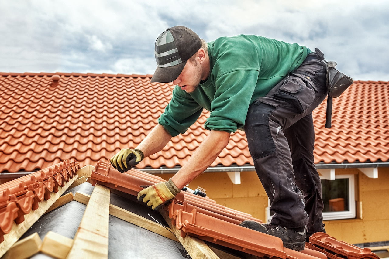 Roofing Trends For 2024: Industry News | Hook Agency