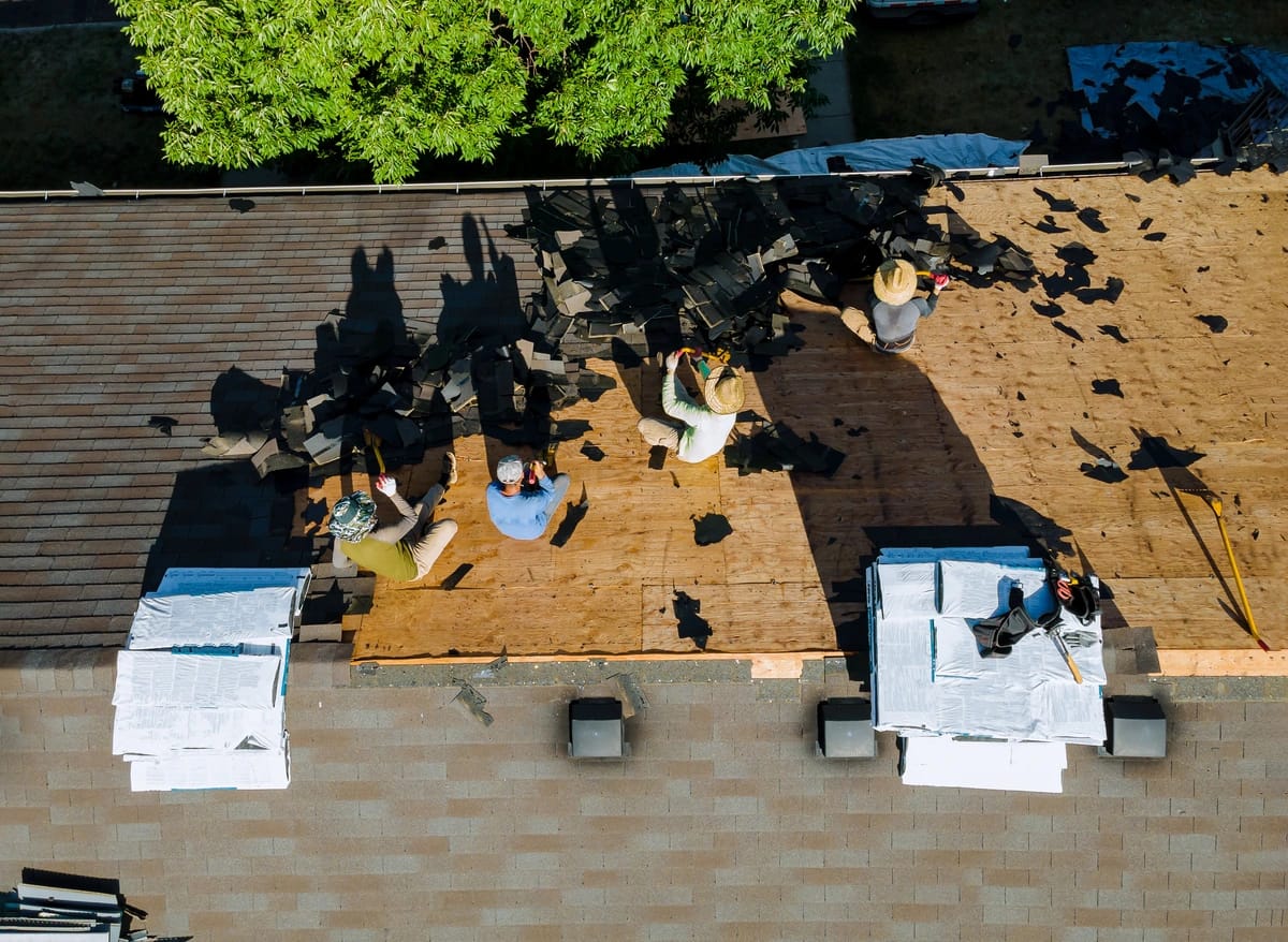 How To Properly Perform A Roof Tear Off (Full Guide)