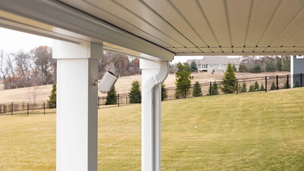 Castle Gate Timbertech Deck | Voyager Exteriors