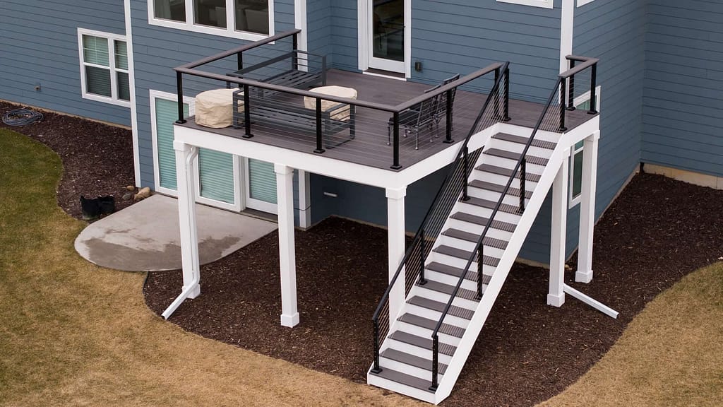 Castle Gate Timbertech Deck | Voyager Exteriors