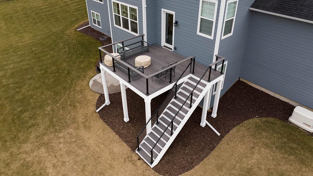 Castle Gate Timbertech Deck | Voyager Exteriors