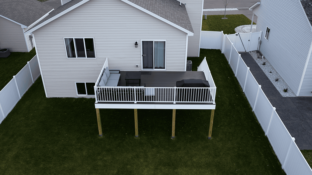 Coastal Bluff Trex Deck | Voyager Exteriors
