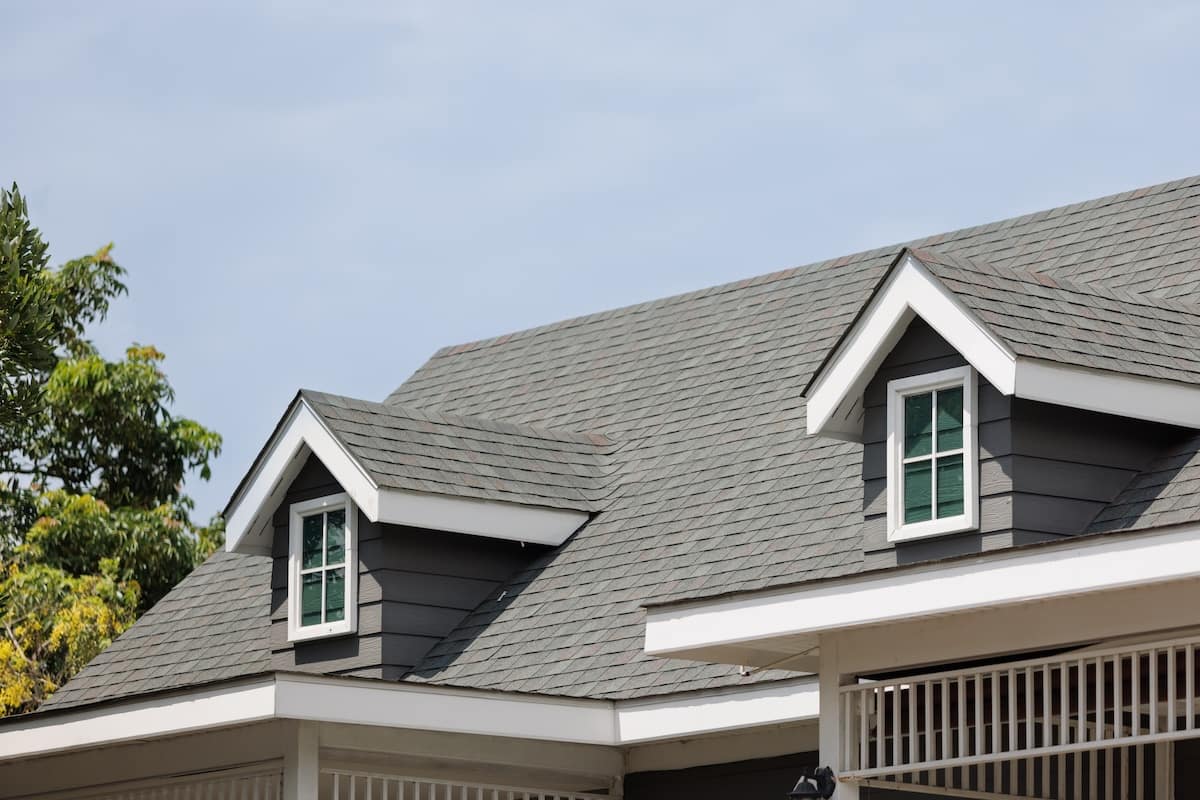 Best High Wind Shingles: What Homeowners Need To Know