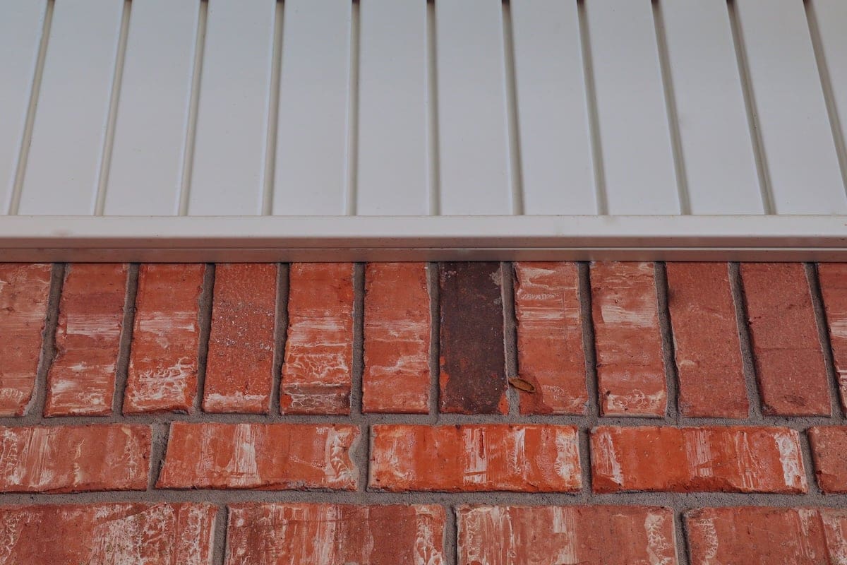 6 Most Popular House Siding Colors To Choose From (2025)