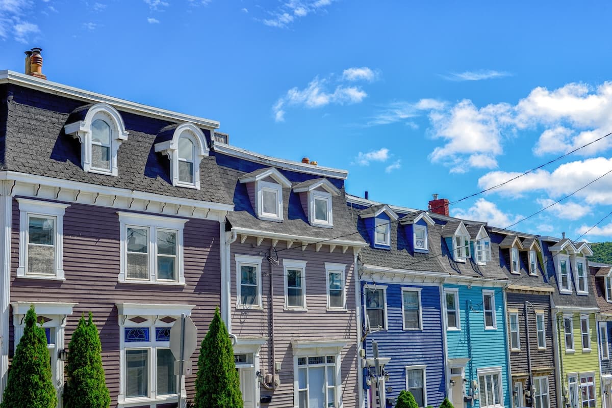 What Is A Mansard Roof & Is It Right For Your Home?