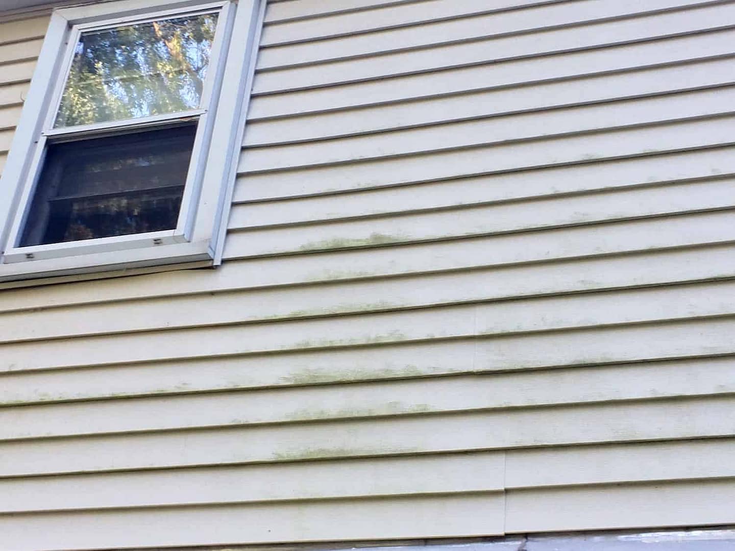 How To Repair Vinyl Siding (# Helpful Tips)