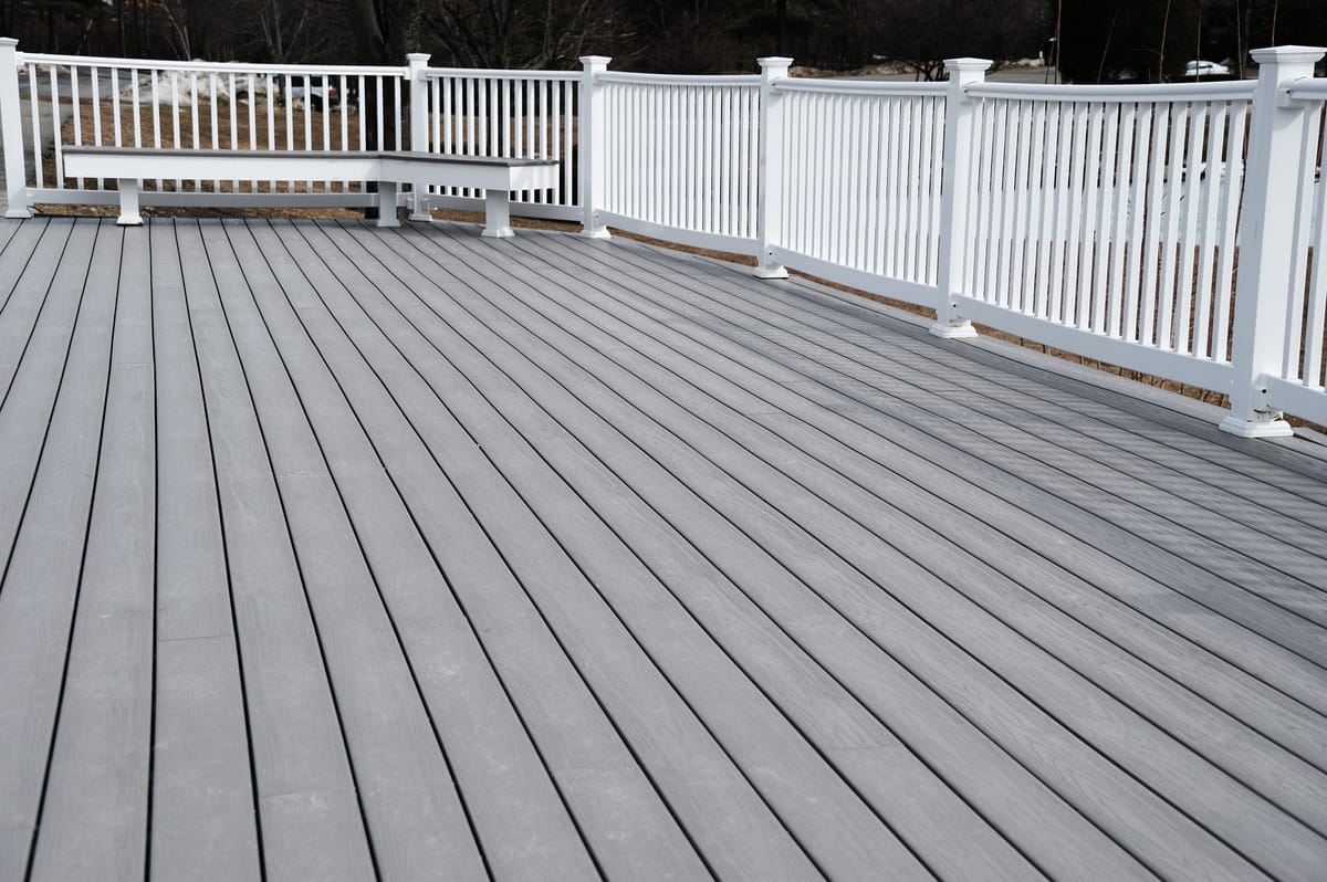 Does Composite Decking Get Hot?